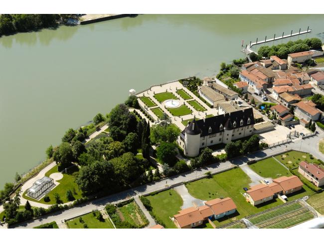 PHOTOTHEQUE Château d'Ampuis | E.GUIGAL